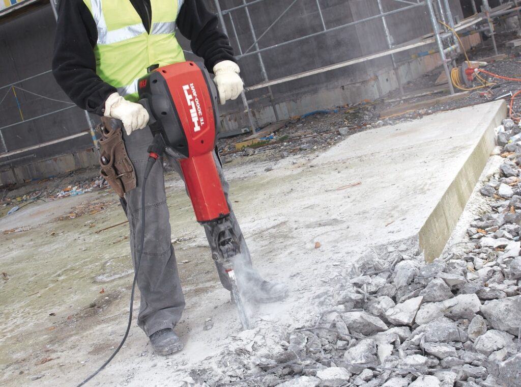 TE3000 Heavy Duty Road Breaker - 110 volt | THX - The Hire Xperts ...