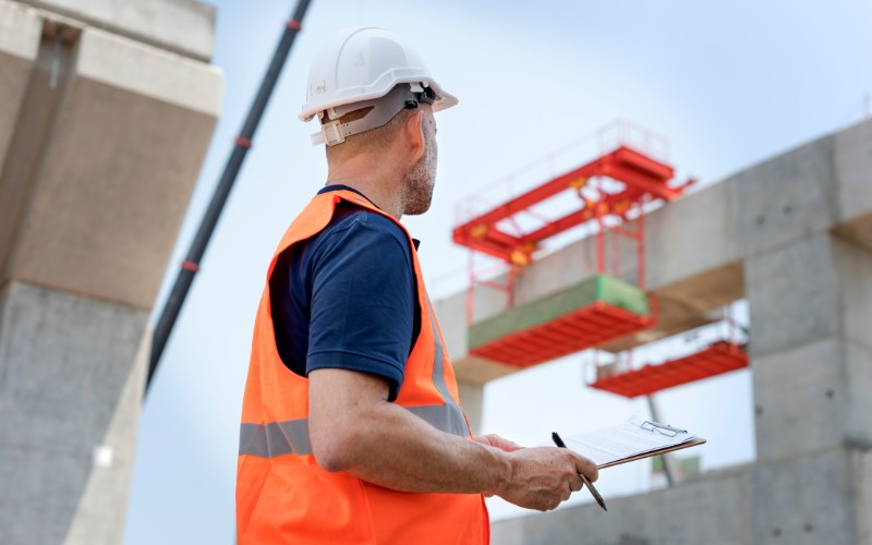 How to Safely Move and Store Plasterboard On-sITE - THX
