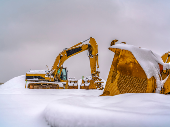 winter weather and construction. How to stay safe on-site - THX