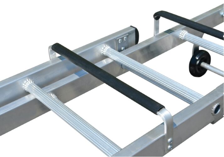 Roof Ladders - 4m Double | THX - The Hire Xperts | Tool Hire